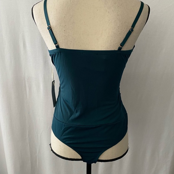 Iris Basic | Tops | Nwt Iris Basic Top | Poshmark